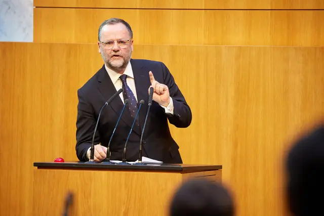 Deregulierung: Schellhorn legt 160 Maßnahmen zur Entbürokratisierung vor