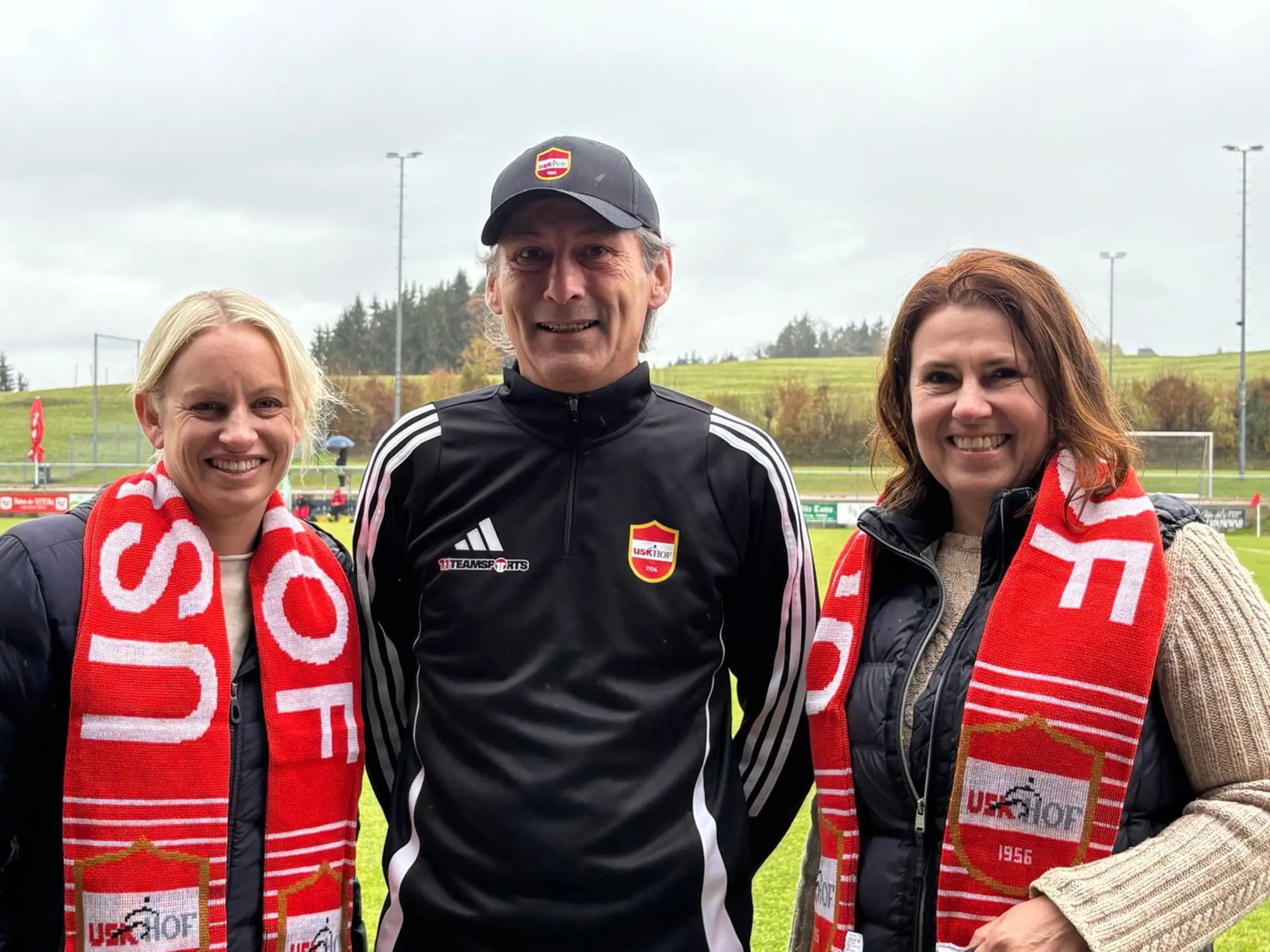 USK Hof gegen USK Elsbethen: Michaela Schmidt besucht Hofer ...