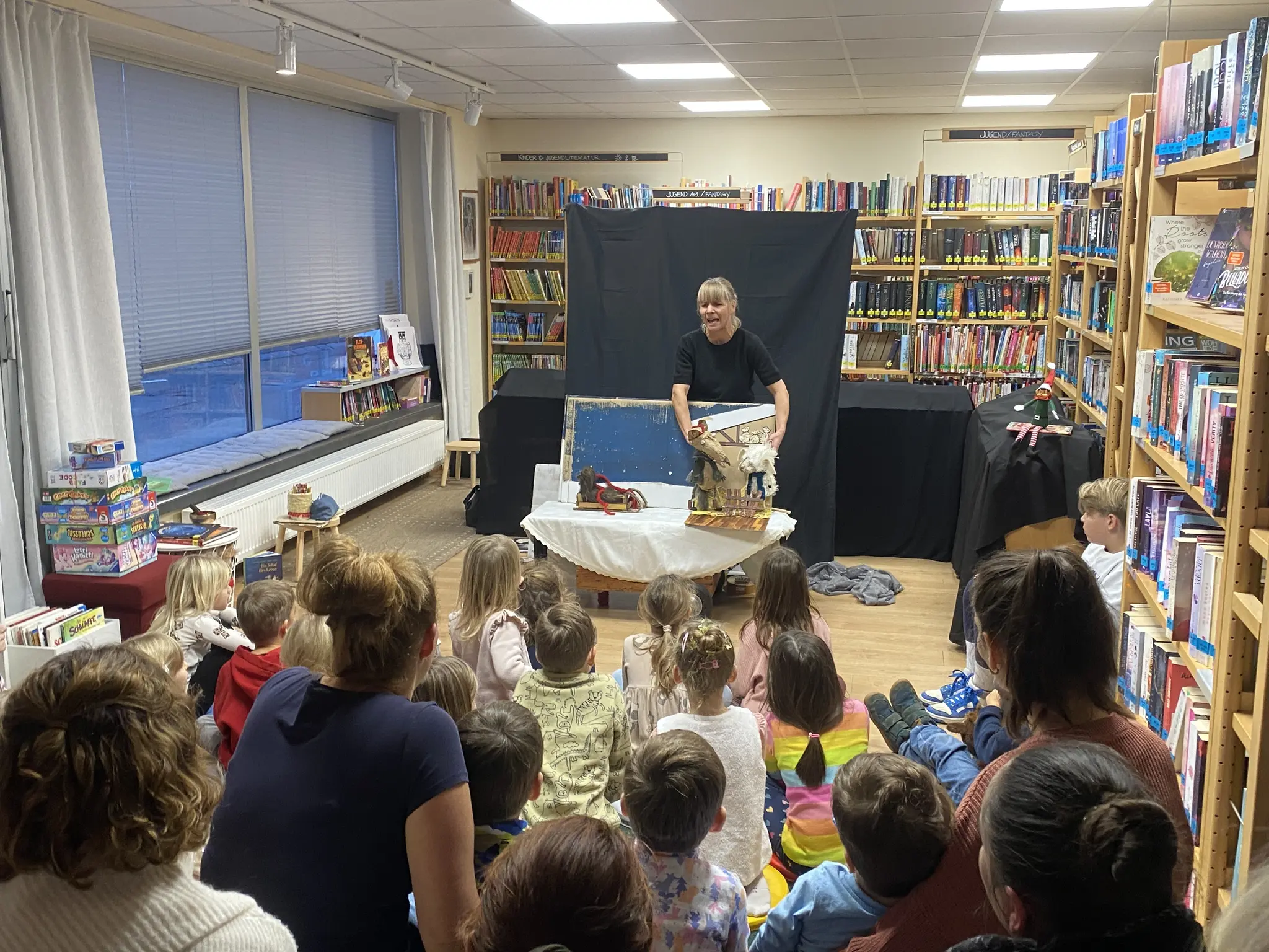 LESEHAUS Special mit Literaturvermittlerin: Petra Forster begeistert ...