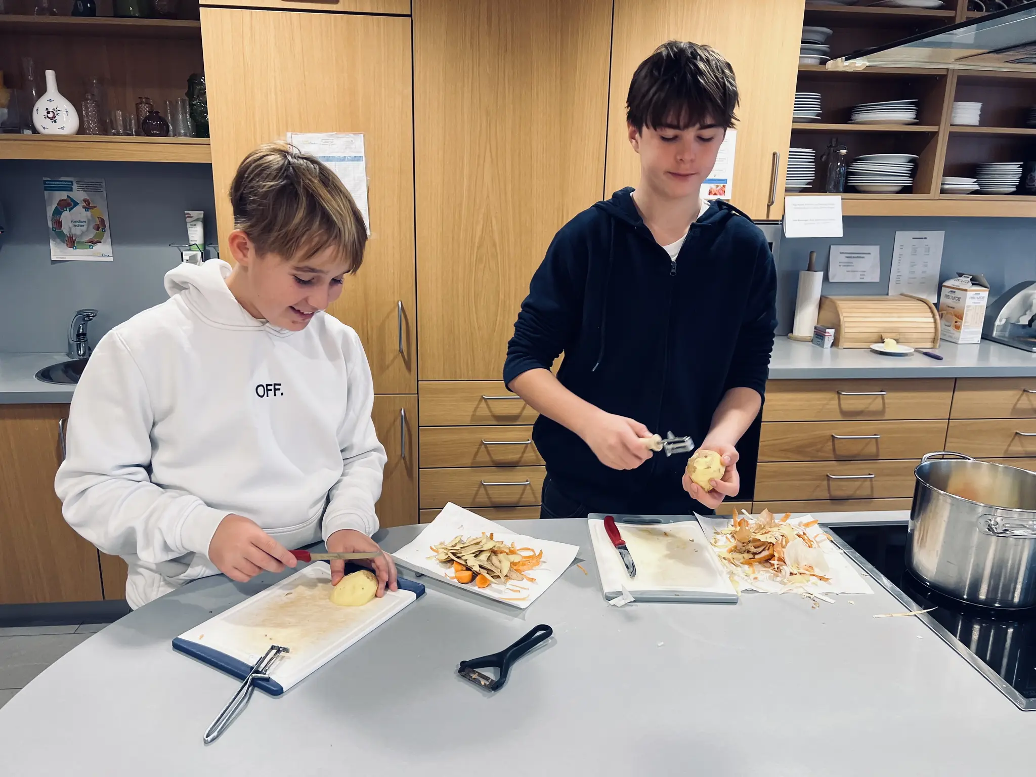 SMS Schubertviertel beim Boys' Day: Wie 28 Schüler neue Berufswelten ...