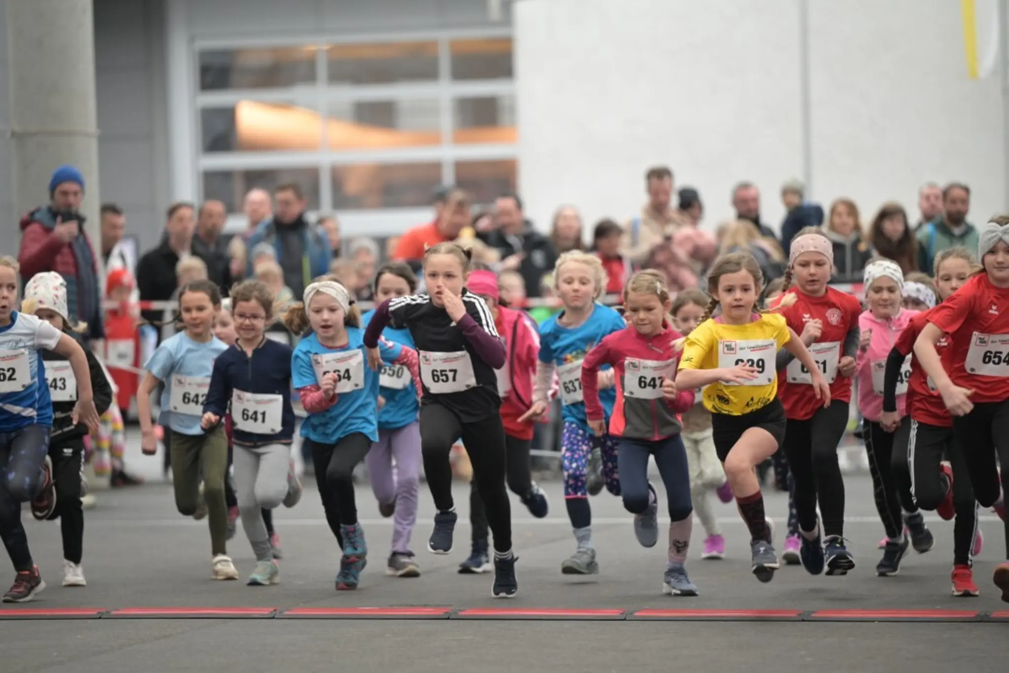 1.118 Starter bei sechs Läufen: Innviertler Kids Cup 2025 zieht Bilanz ...