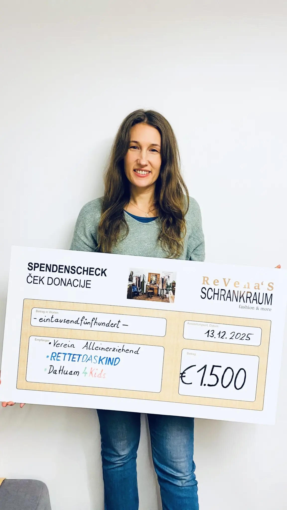 Pop-Up Charity: Second-Hand-Pop-Up erzielt 1.500 Euro für lokale Hilfe ...