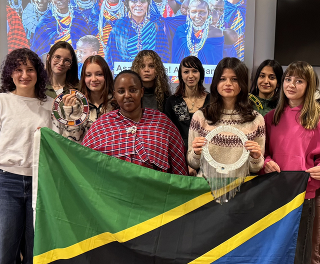 Sternsinger-Spenden wirken: Besuch aus Tansania an der HLM HLW Krems ...