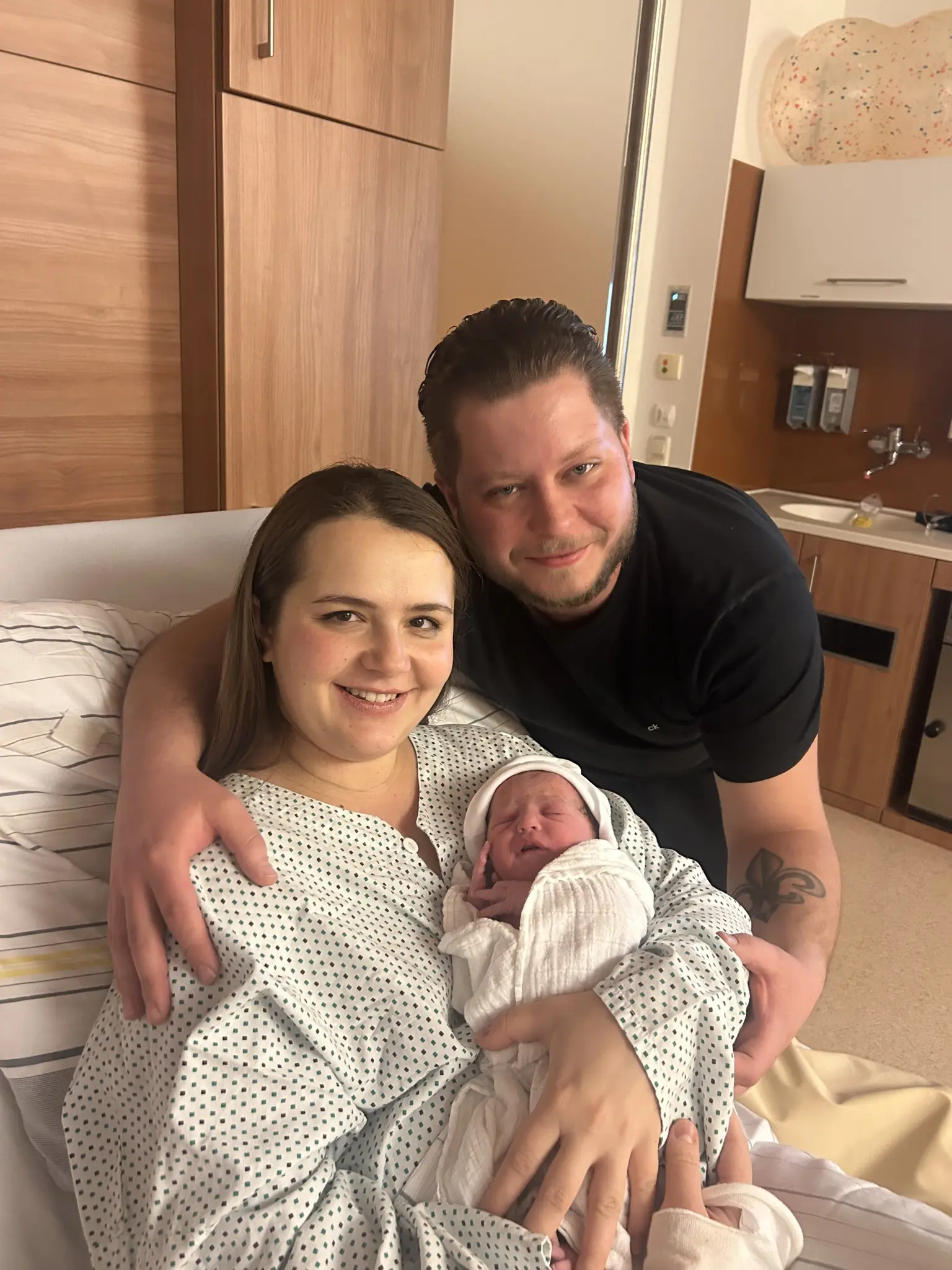 Dzeneta: Um 0.01 Uhr geboren: Das erste Baby des neuen Jahres ...