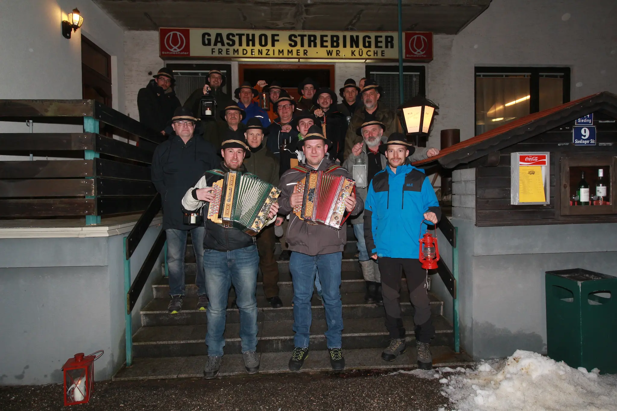 Sieding lebt UNESCO-Kulturerbe: Lichtmesssingen mit Waterloo und Ricky ...