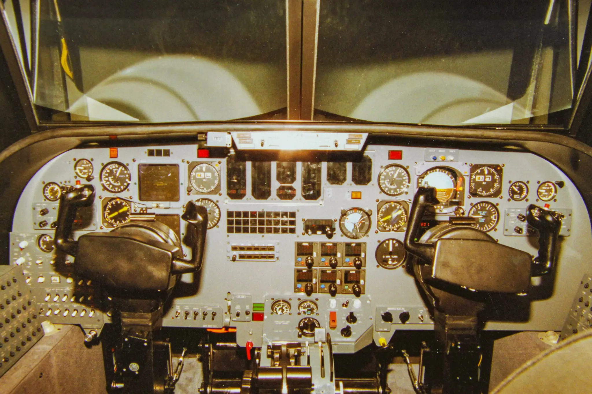 Auszug aus "Unglaubliche Luftfahrtgeschichten": Der erste Businessjet ...