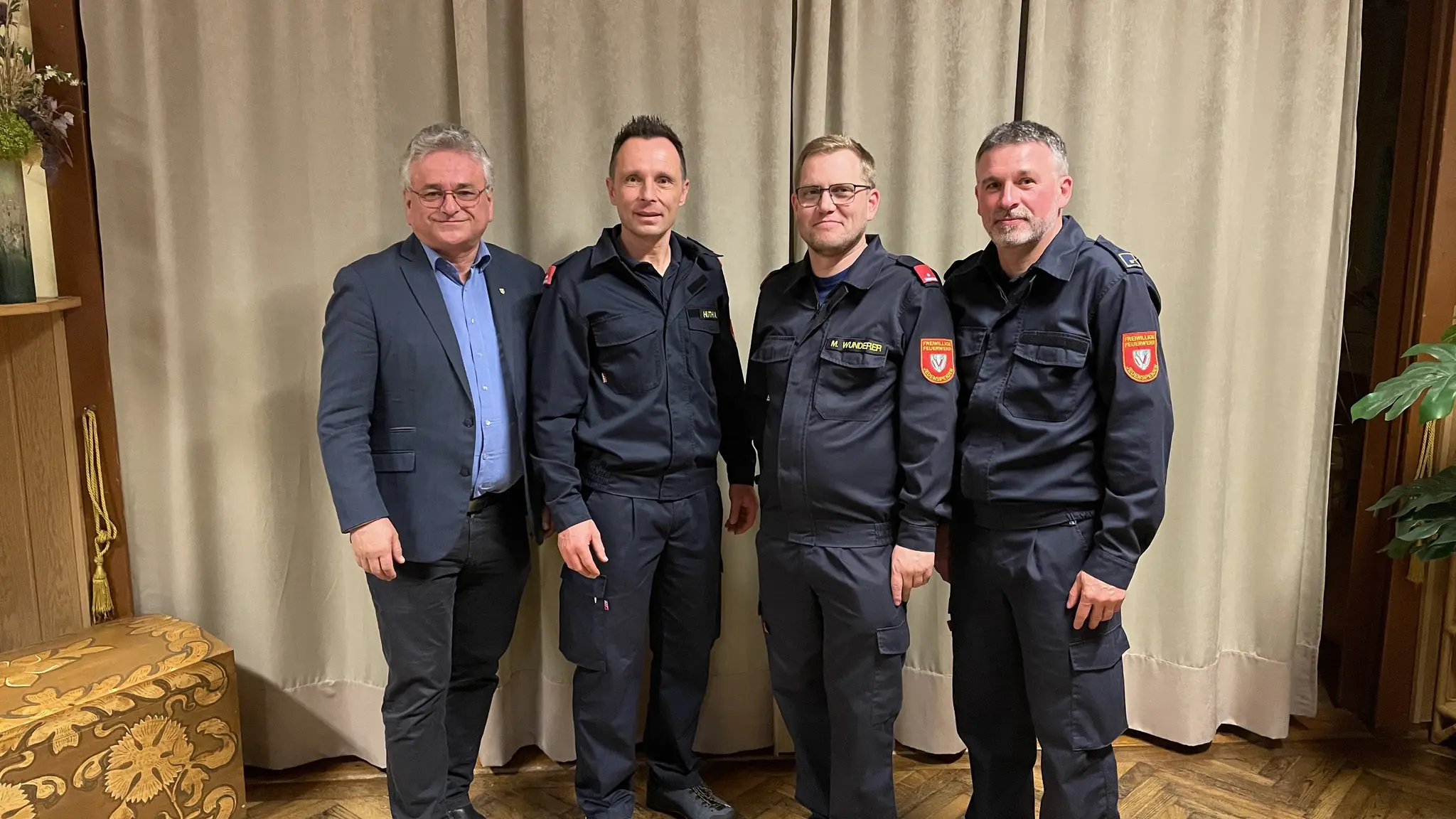 Jedenspeigen wählt: Alexander Huth ist neuer Kommandant der Feuerwehr ...