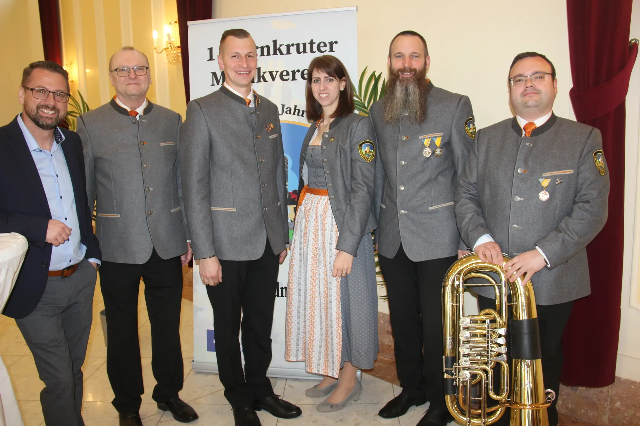 Musikfeuerwerk in der Bernsteinhalle - Gänserndorf