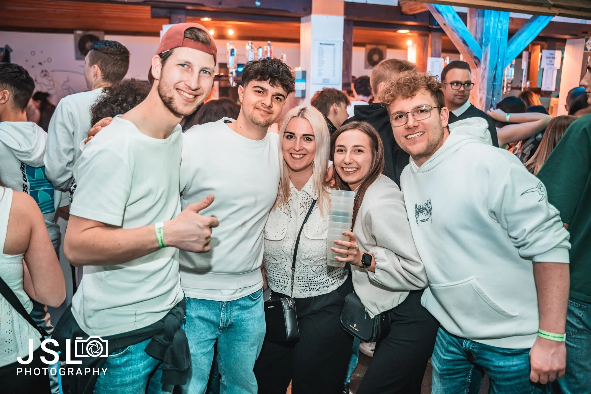 Festl-Start im Bezirk Freistadt: White Night in Summerau brachte Party ...