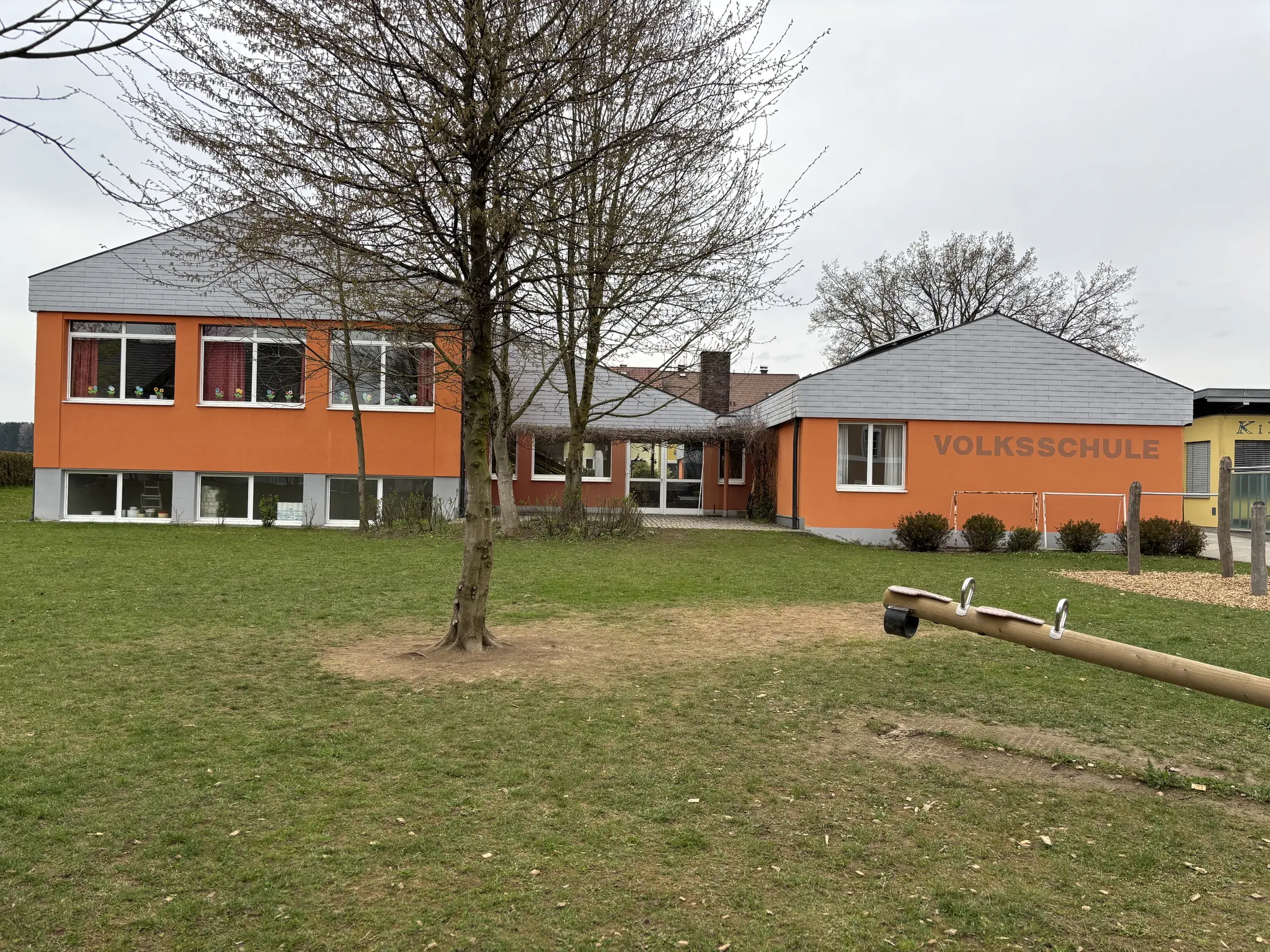 Keine Lehrkräfte gefunden: Volksschule Jeging wird geschlossen - Braunau