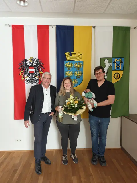 Gratulation in Matzendorf-Höles: Alles Gute zur Geburt von Alexander ...