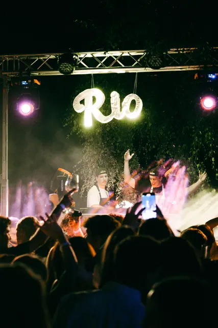 Das "Rio Kollektiv": Rieder Freundesgruppe will "Fortgehmöglichkeiten ...
