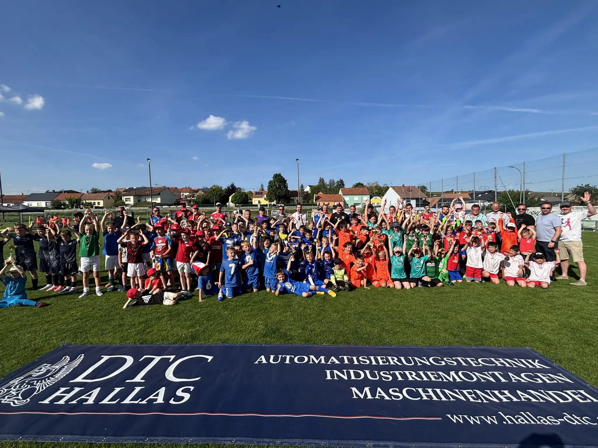 Nachwuchsfußball in Schrattenberg: Teams aus dem Weinviertel ...