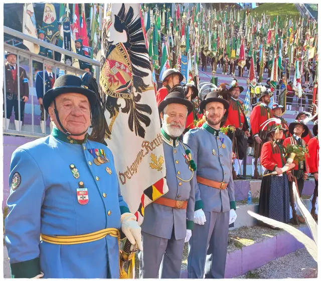 28. Alpenregionstreffen: Kaiserjäger aus Reutte beim Großereignis in ...