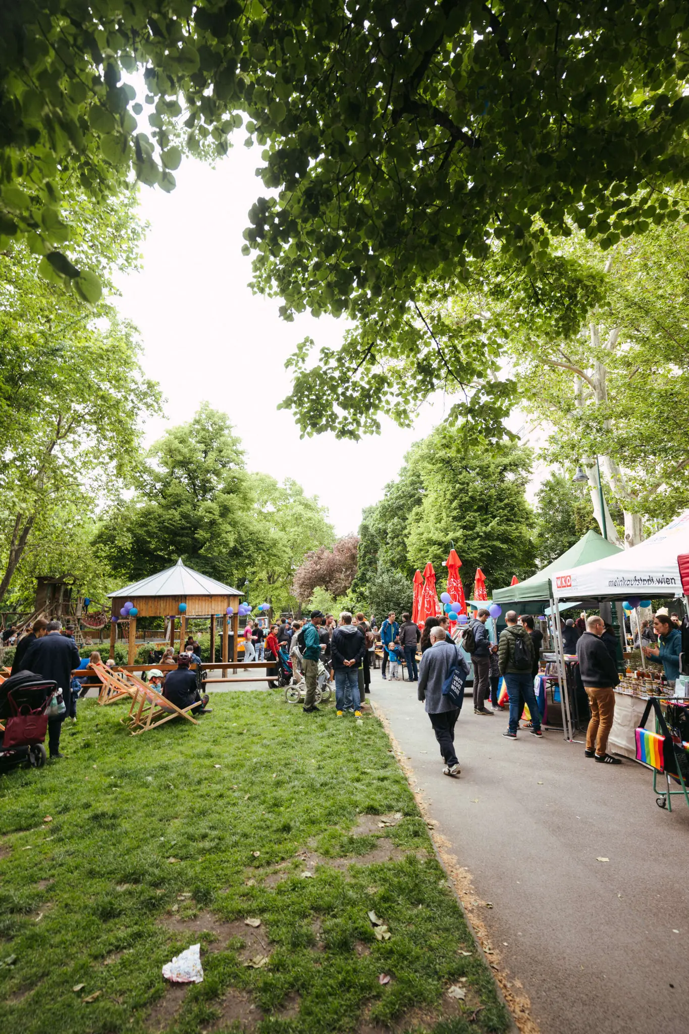 Powered by Johann Strauss Apotheke Wien: Wir sind bunt – Parkfest im ...