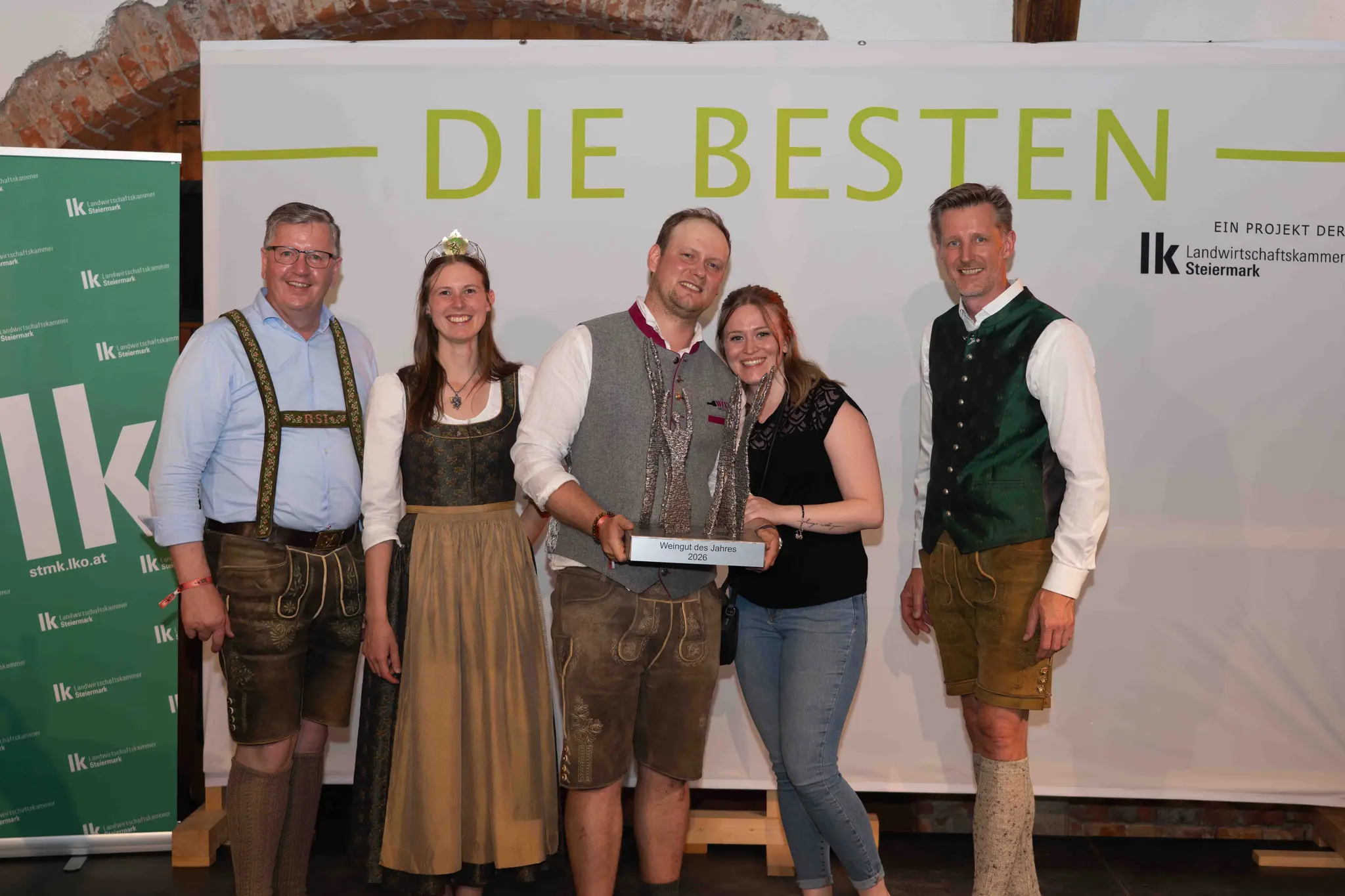 Große Freude in Krottendorf-Gaisfeld: Weingut Lackner wurde Weingut des ...
