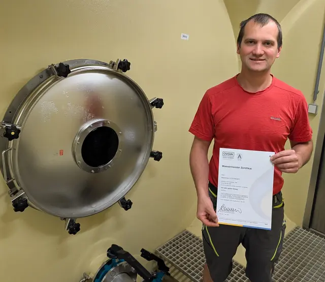 Erfolgreiche Prüfung: Maximilian Fichtinger ist Wassermeister für die ...