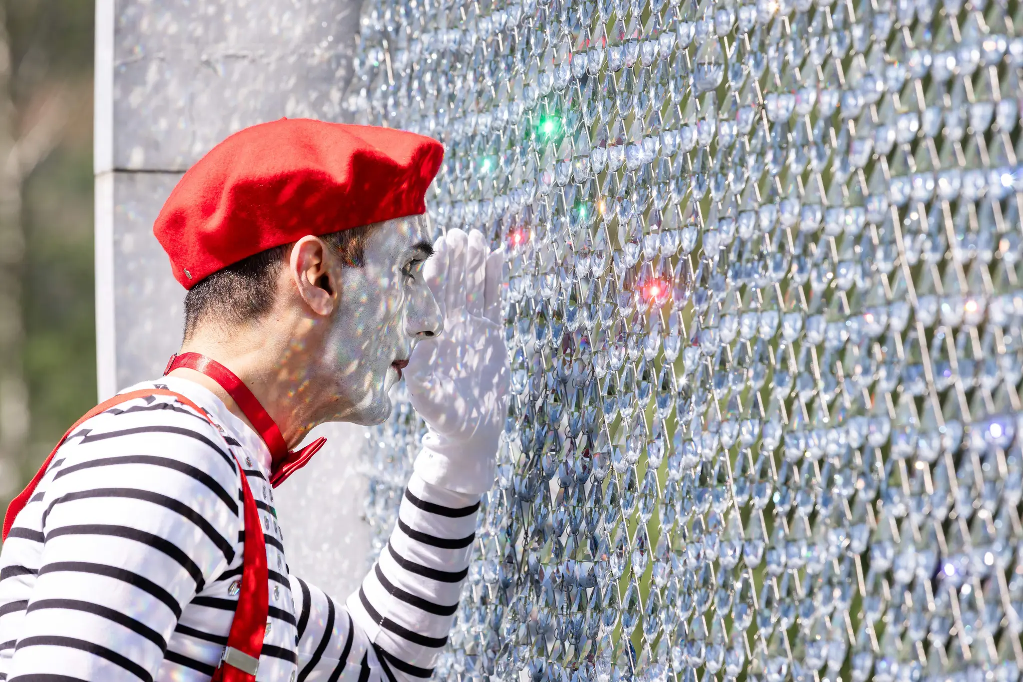 Bonjour, Paris! Swarovski Kristallwelten und Circus-Theater Roncalli ...