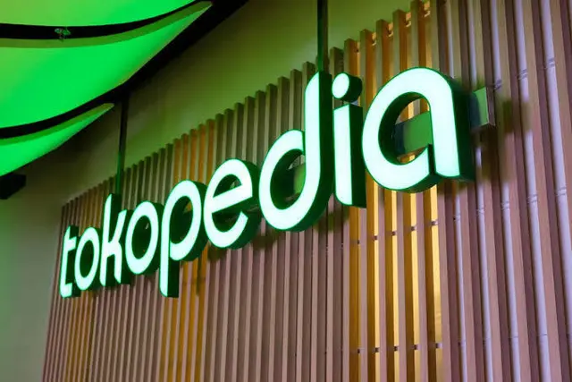 Apakah Tokopedia memiliki Whatsapp? - Ried