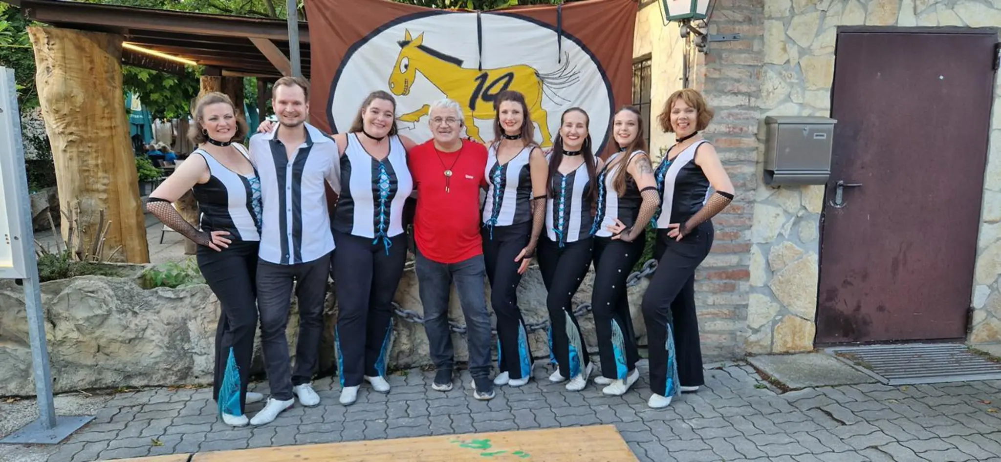 Wilder Wiener Süden: Line-Dance-Fest verwandelte Liesing in Treffpunkt ...