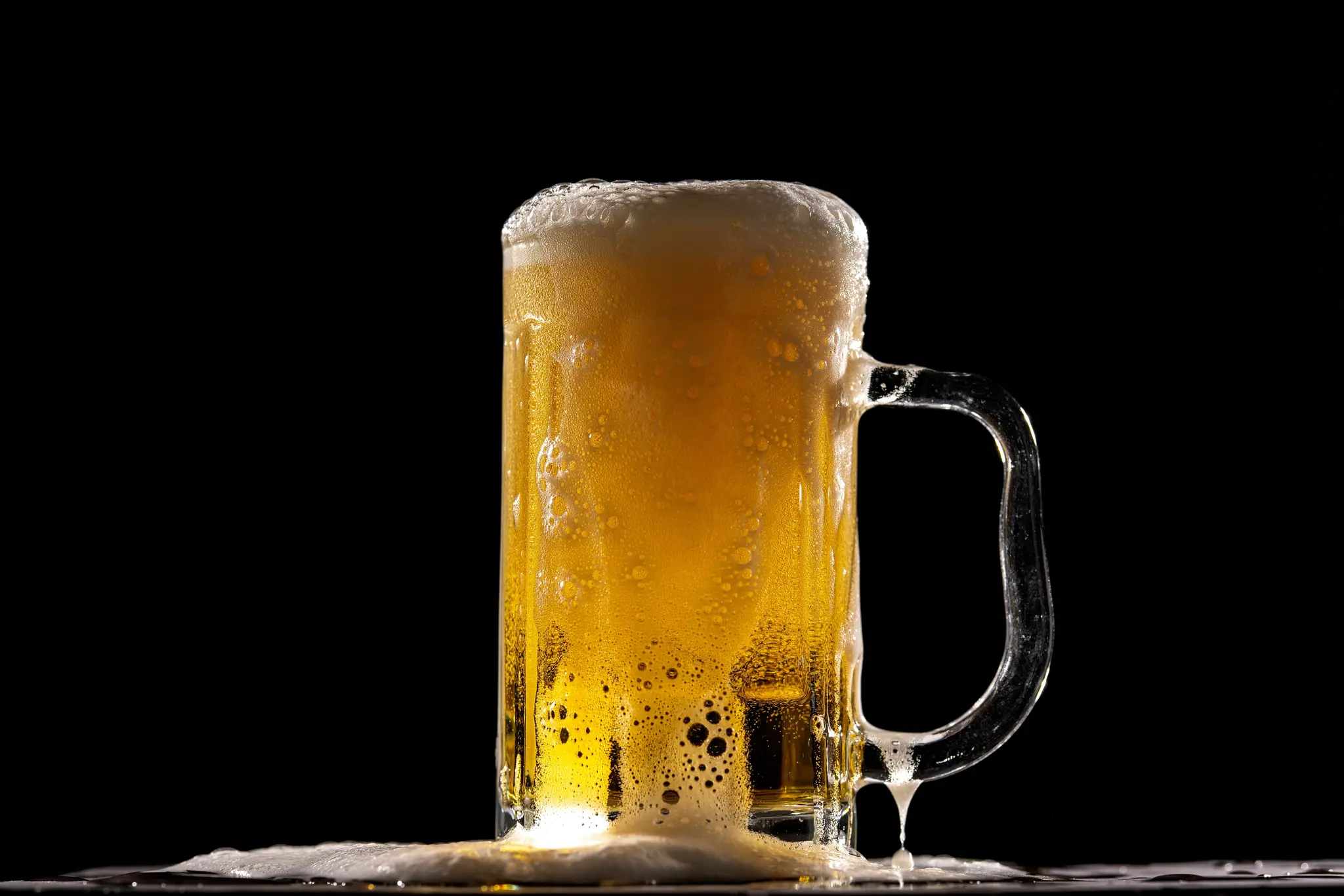 Dreimal so teuer: WM-Schock für Tiroler Fans: Bier kostet fast 14 Euro ...