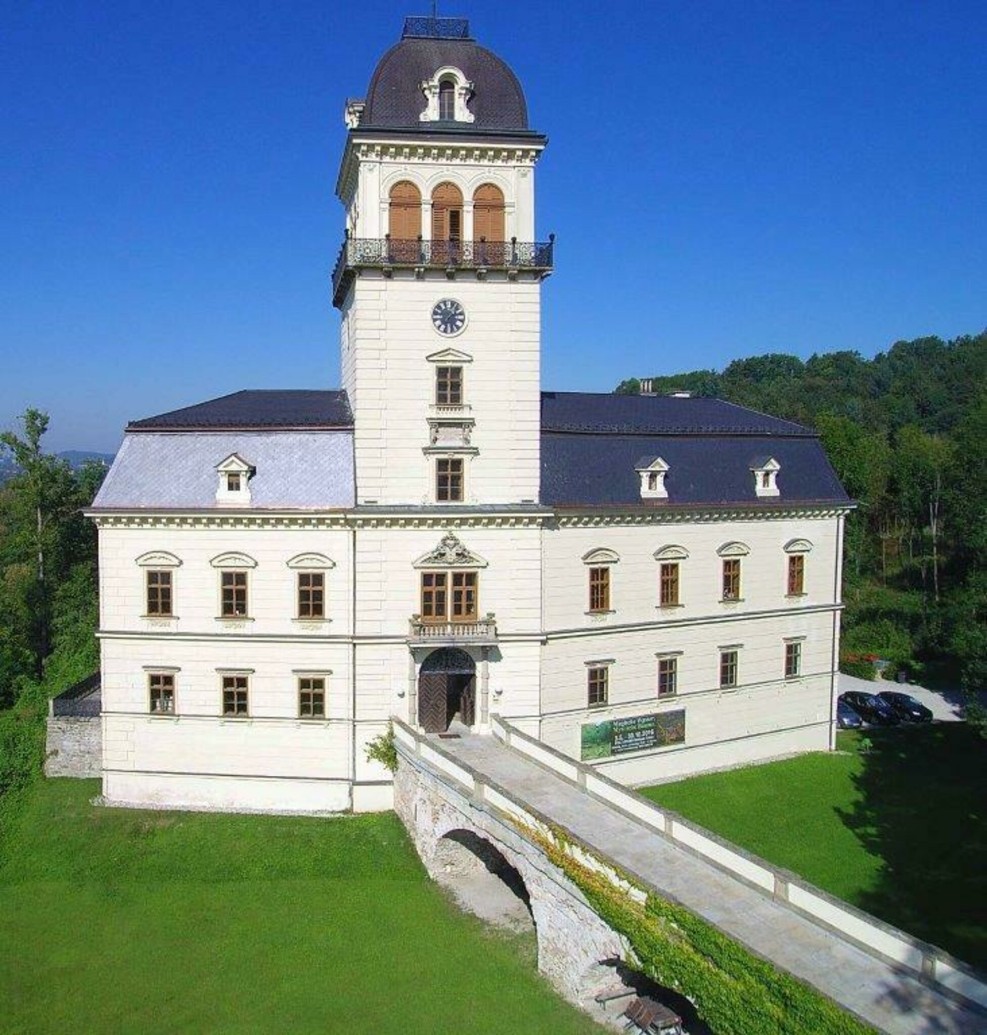 Start in den Advent - Kunst- und Kreativmarkt im Schloss Tollet