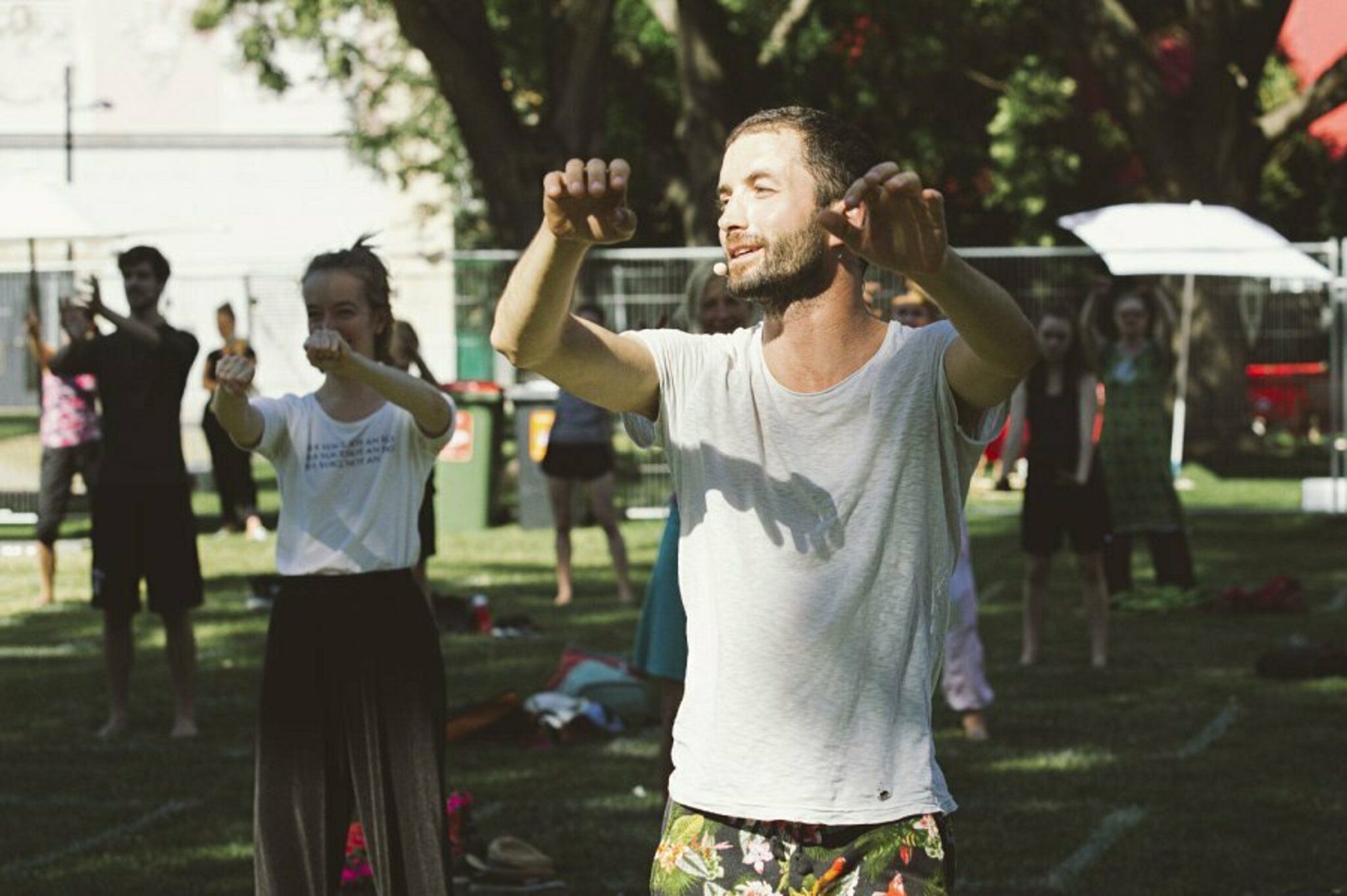 Public Moves: Simon Mayer - Ecstatic Body Floor