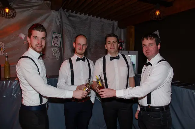 ÖVP Kopfing lädt zum Ball: "Kopfing tanzt"