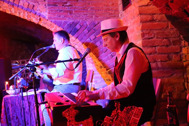 Mit einer Benefizveranstaltung für die Vinzenzgemeinschaft begeisterte ...