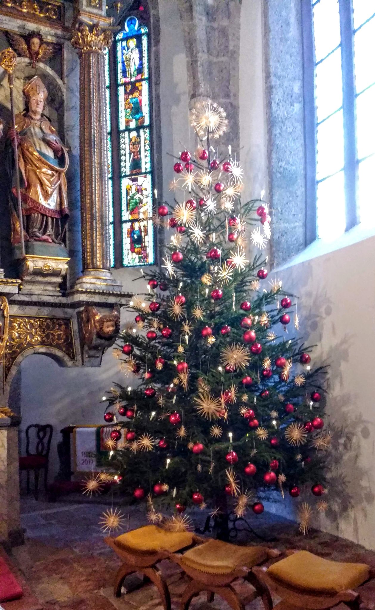 Christbaum in unserer Kirche in Scheffau am Tennengebirge