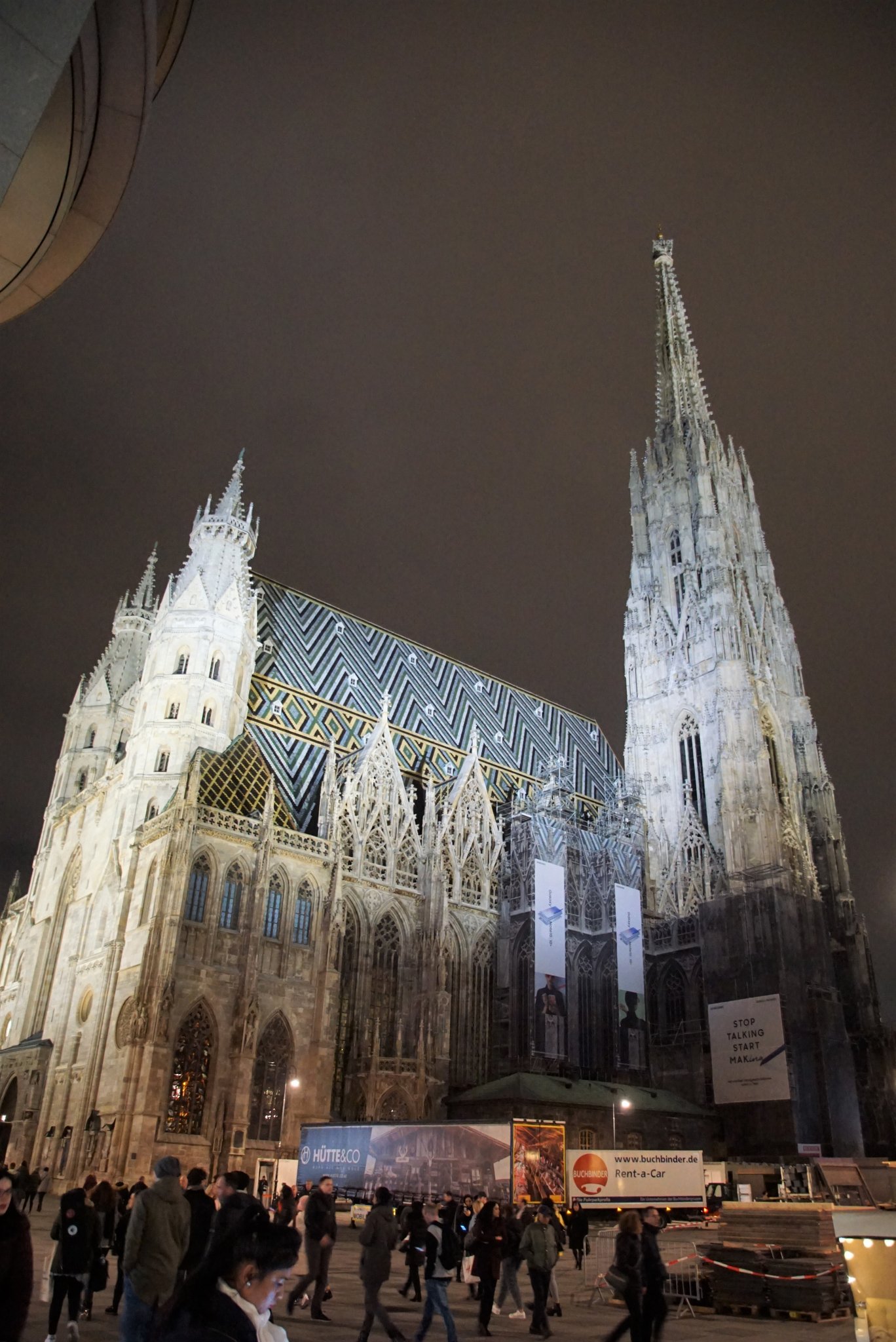 Klassiker: Stephanskirche im Abendlicht