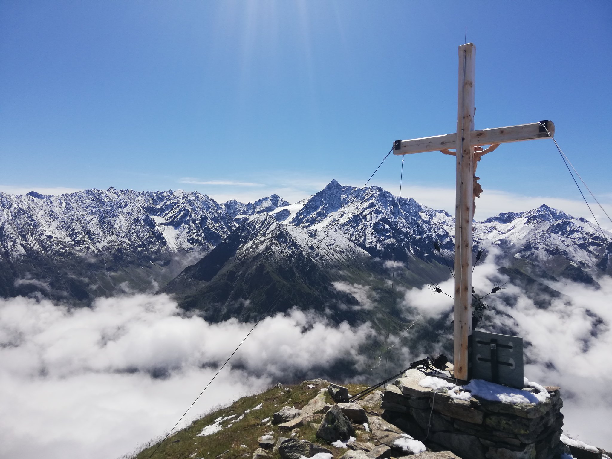 Nebel im Tal, Sonne am Berg!