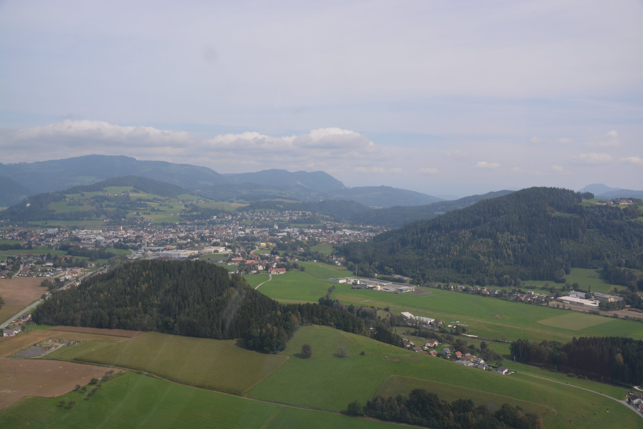 Blick von oben nach Feldkirchen!