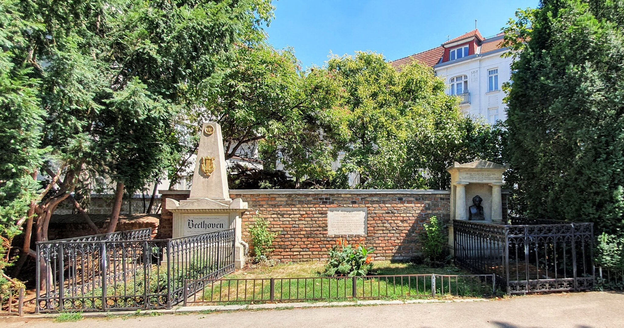 Ehemals Währinger Ortsfriedhof-heute Schubertpark. Auf dem Friedhof ...