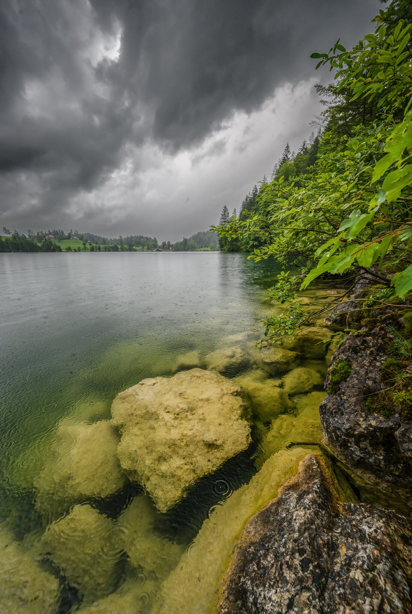 Gleinkersee bei Regen