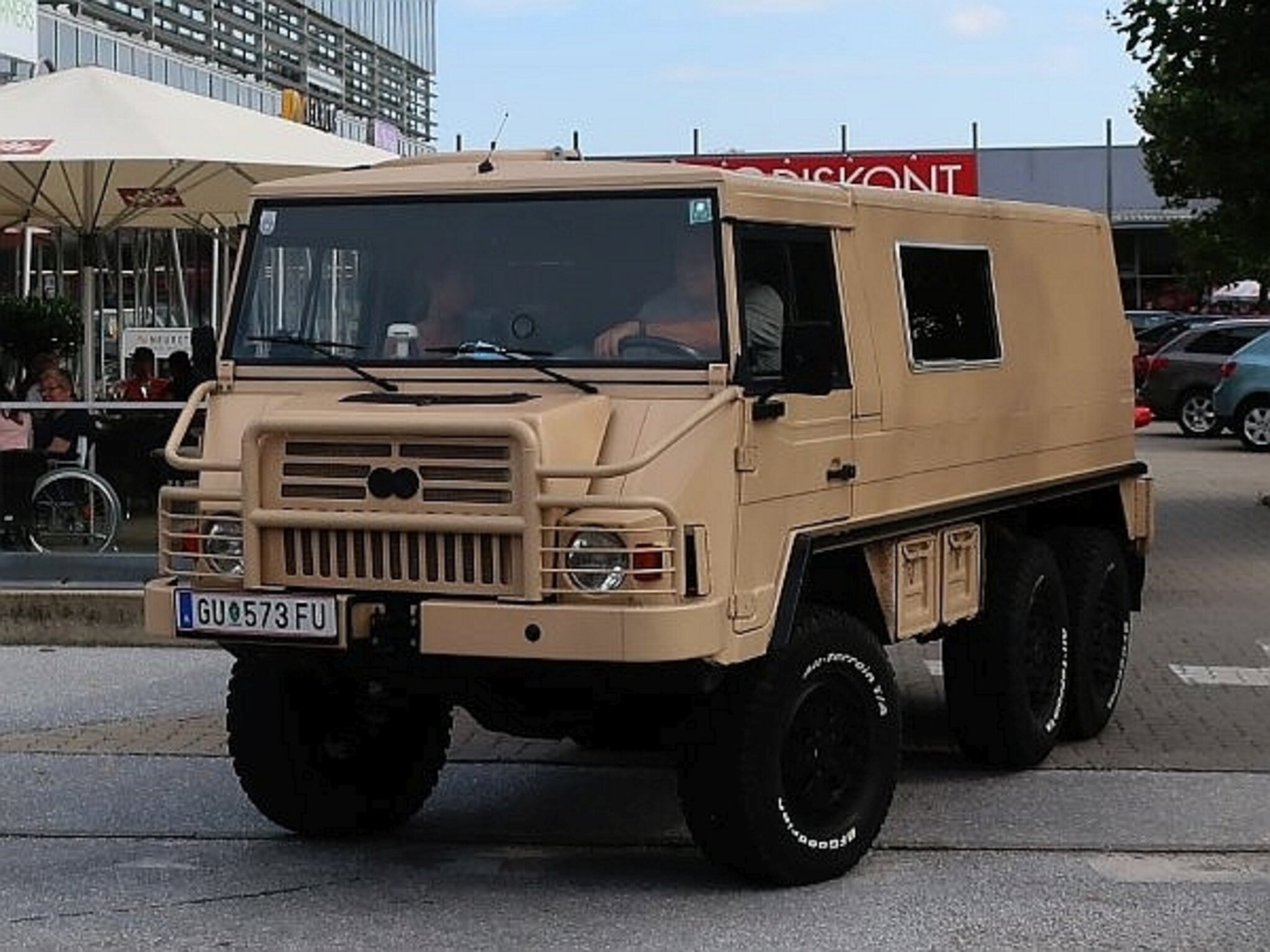 Paparazzo: Steyr-Puch Pinzgauer 6x6