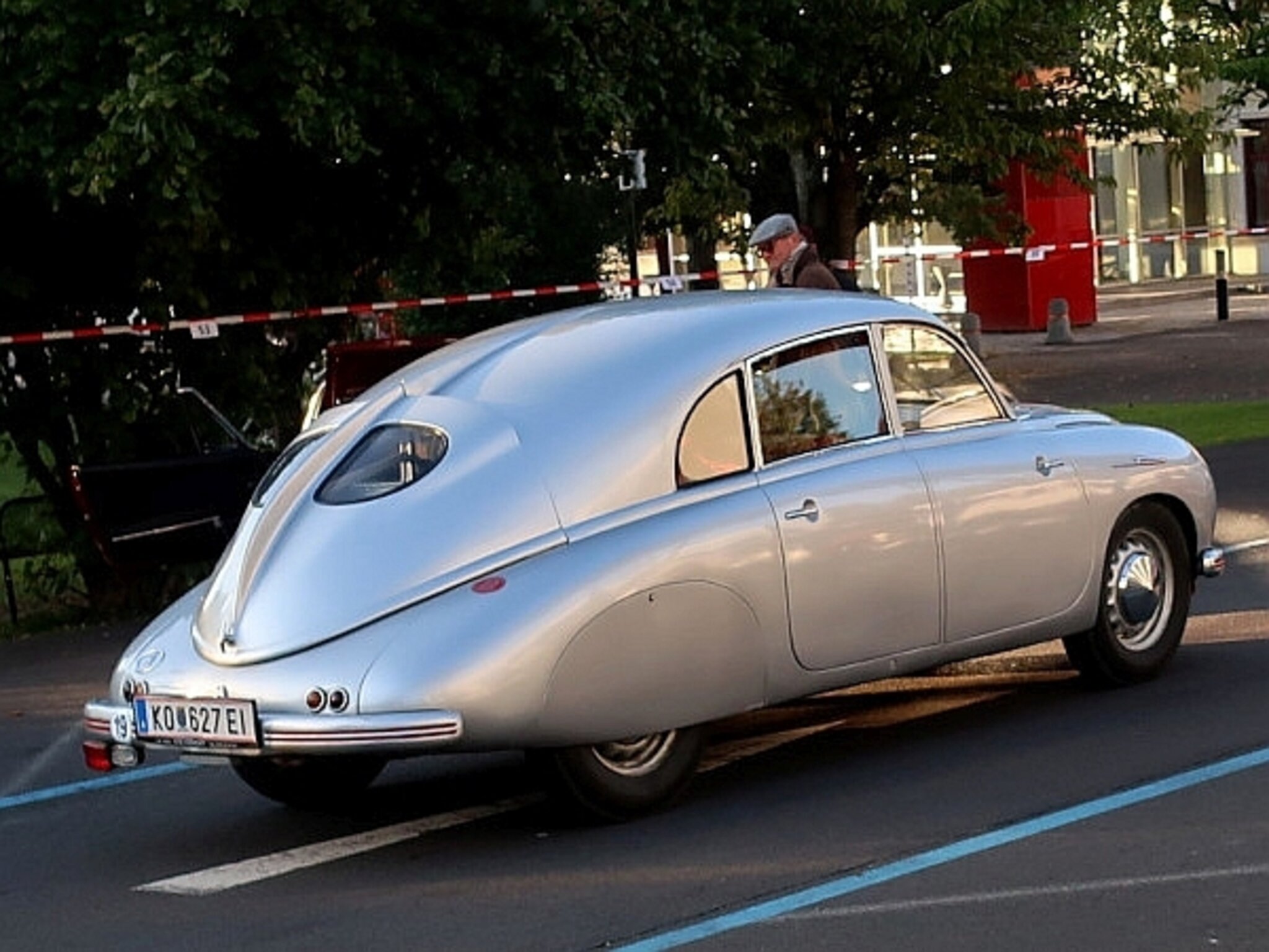 Paparazzo: Tatra 600 (Tatraplan)