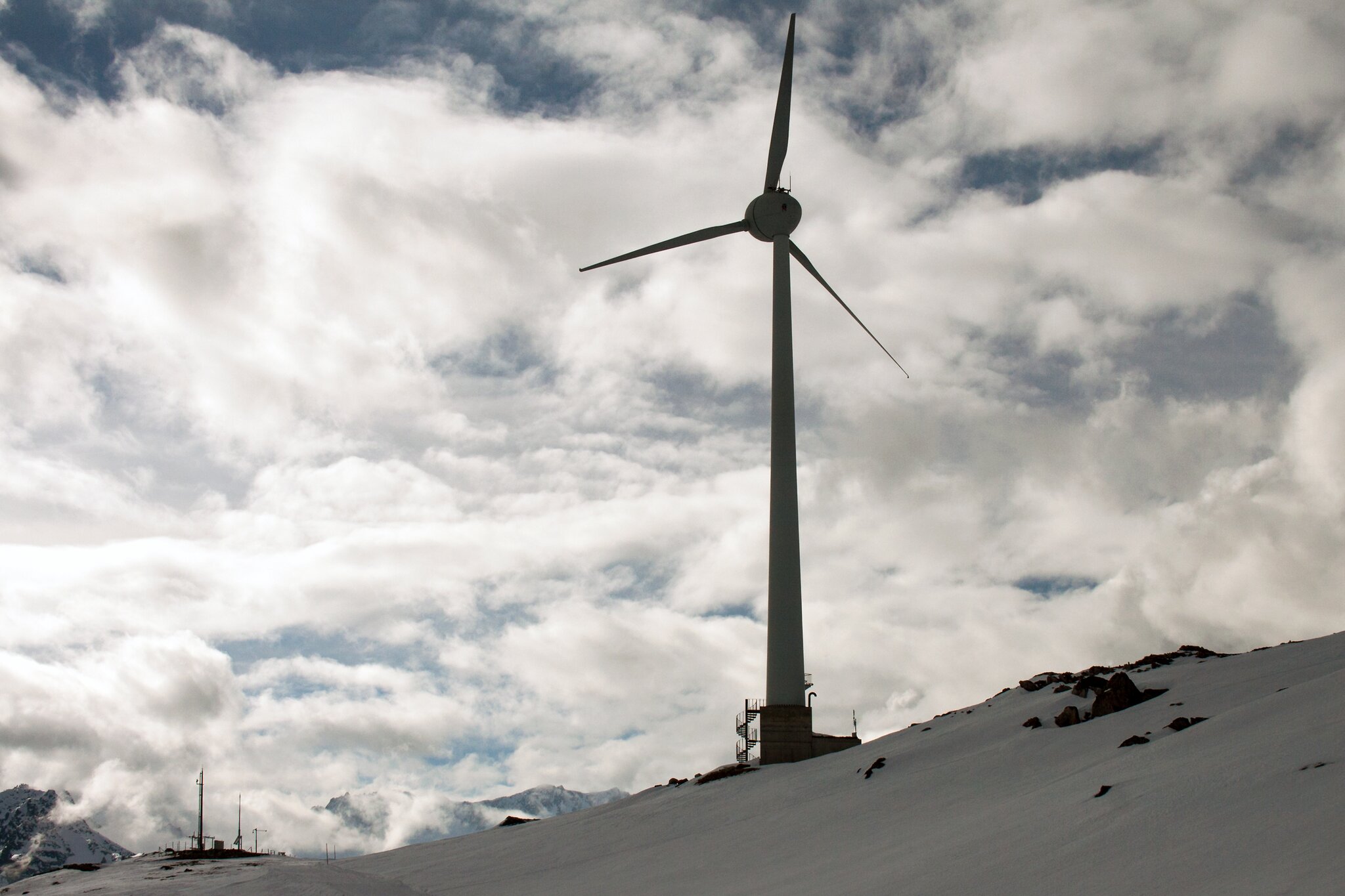 Windrad in Andermatt am Gütsch # 1253