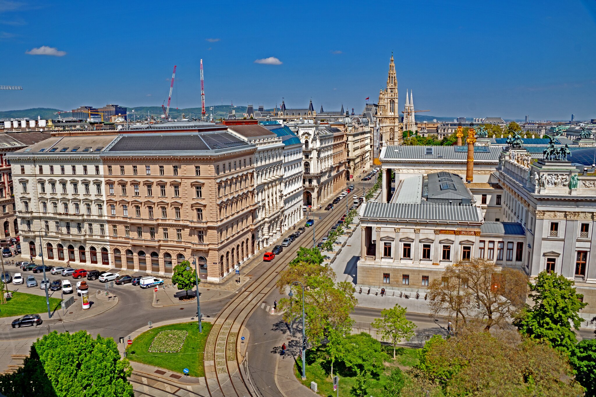 Frühling in Wien über die Dächer..