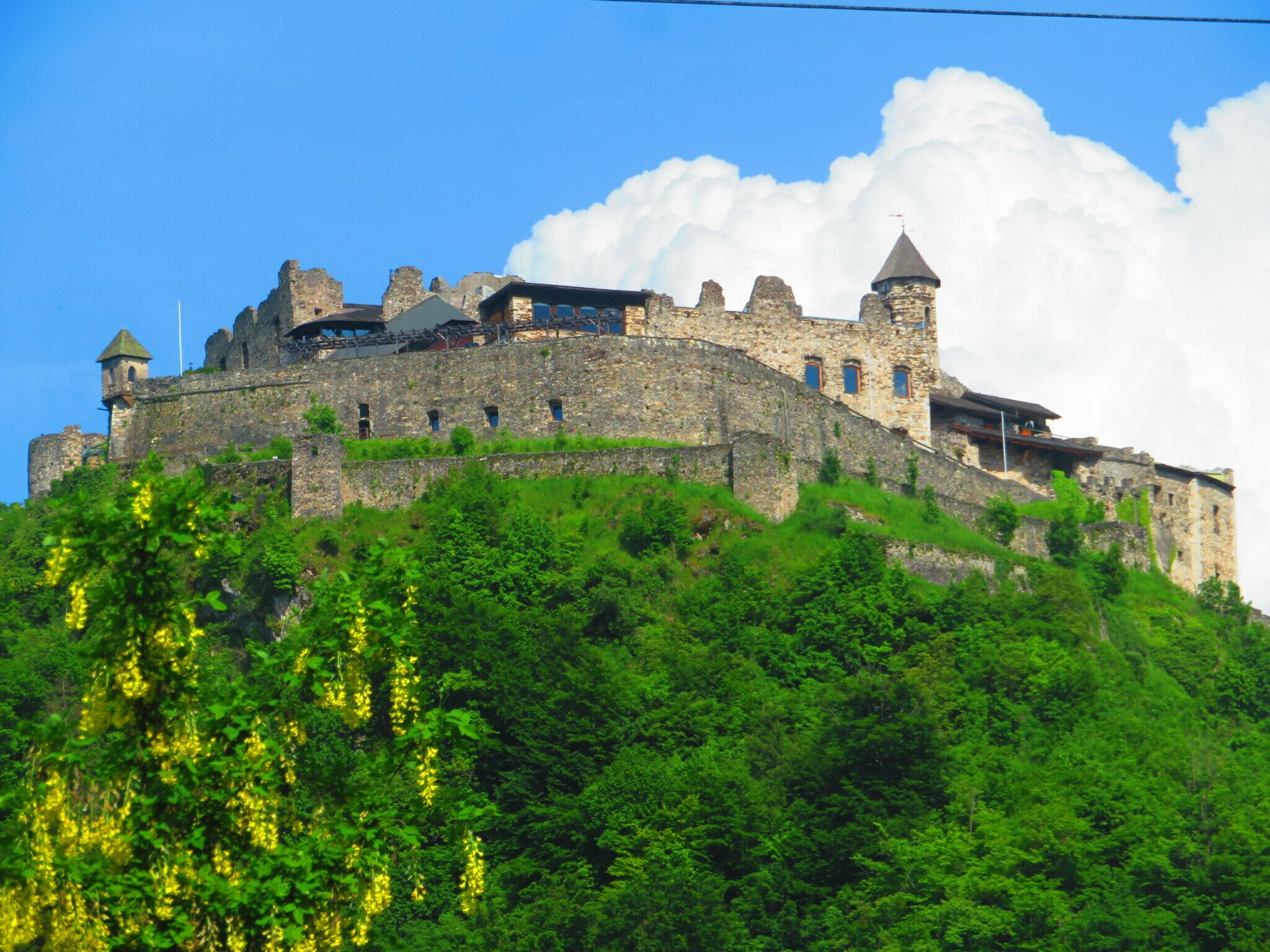 Burg Landskron