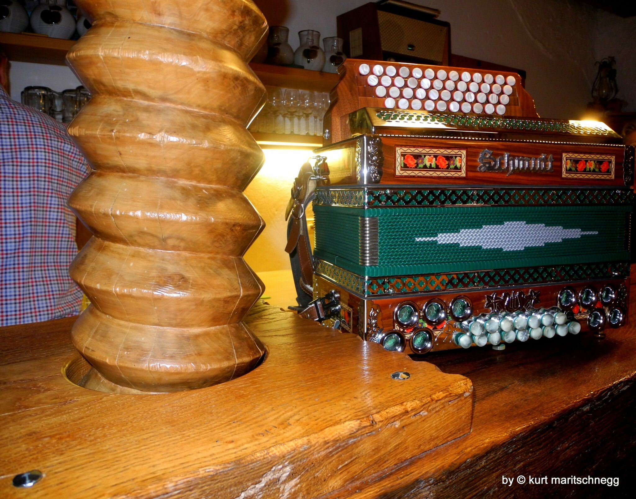 Eine Bauernregel :Scheint auf Sankt Gabriel ( 24.) die Sonn , hat der ...