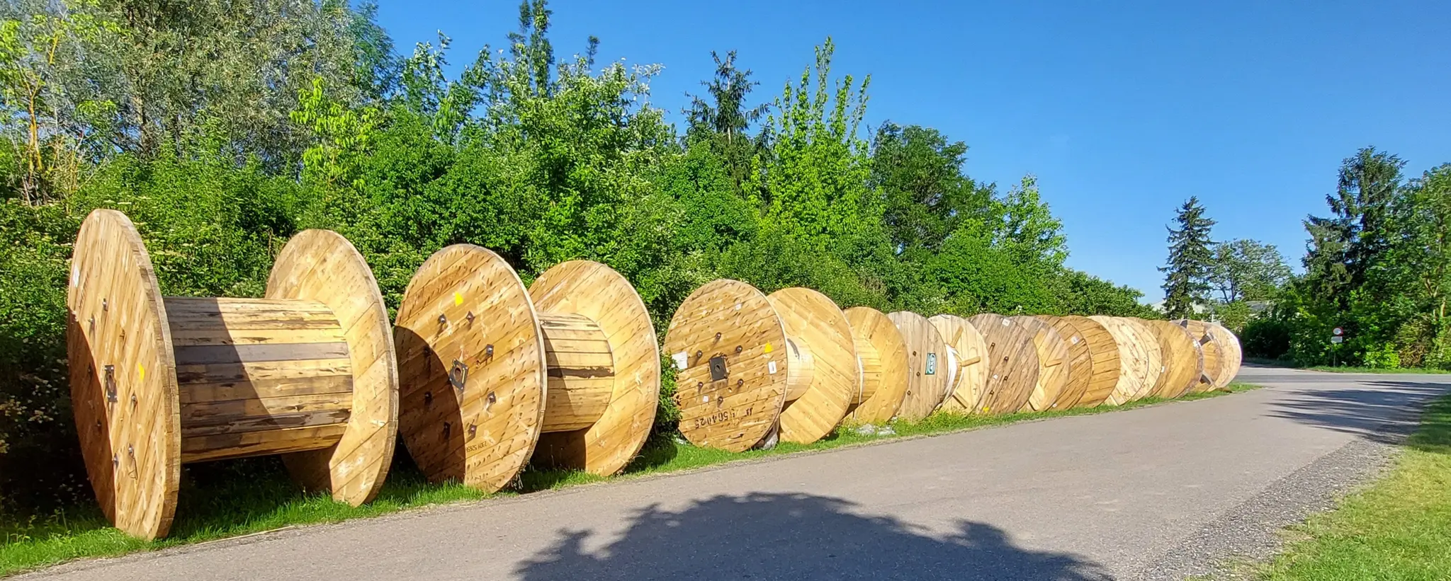 Let's (Rock 'n) Roll ... oder Roll on - gefunden in Stronsdorf