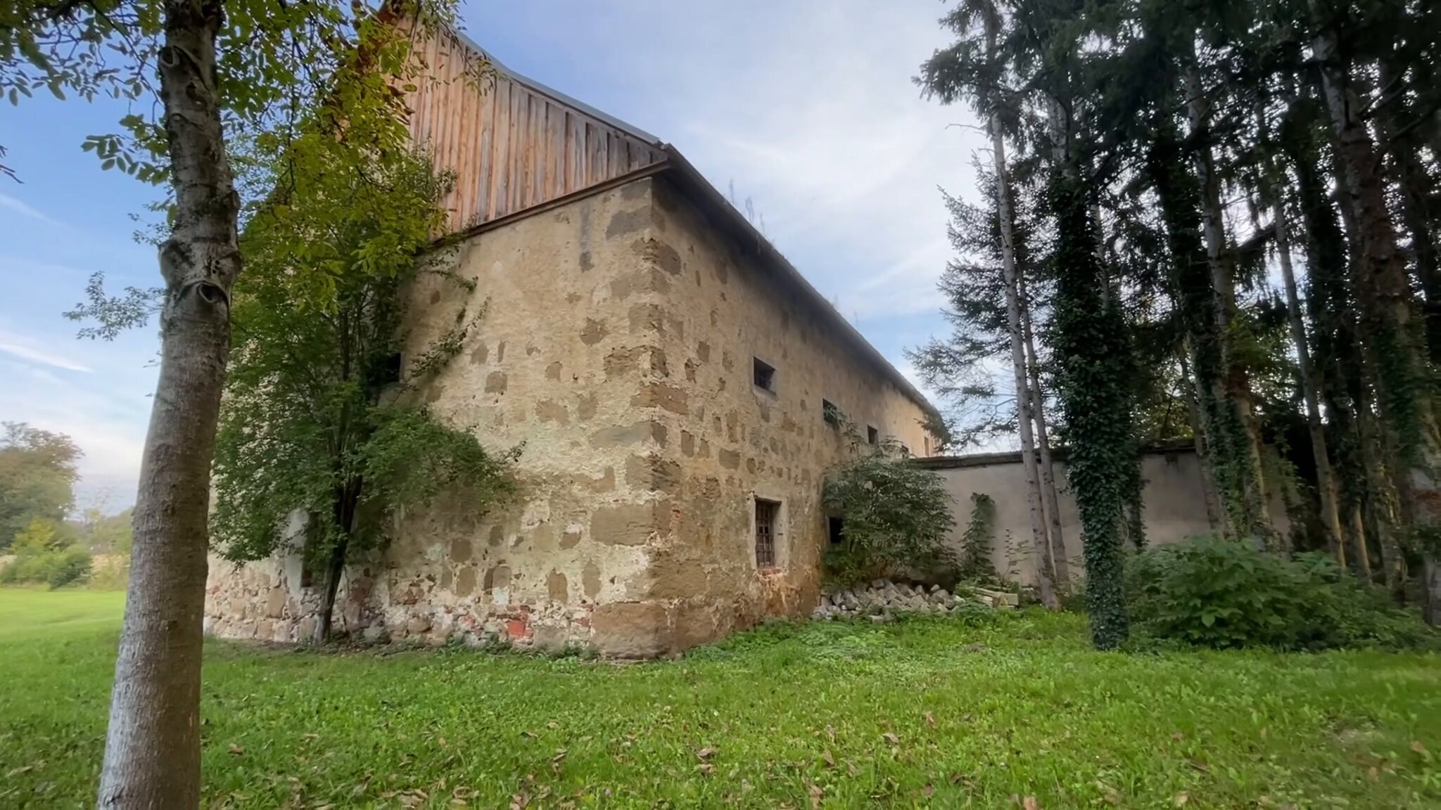 Lost Places: Das älteste Haus im Ort und eine rätselhafte Mauer - Perg