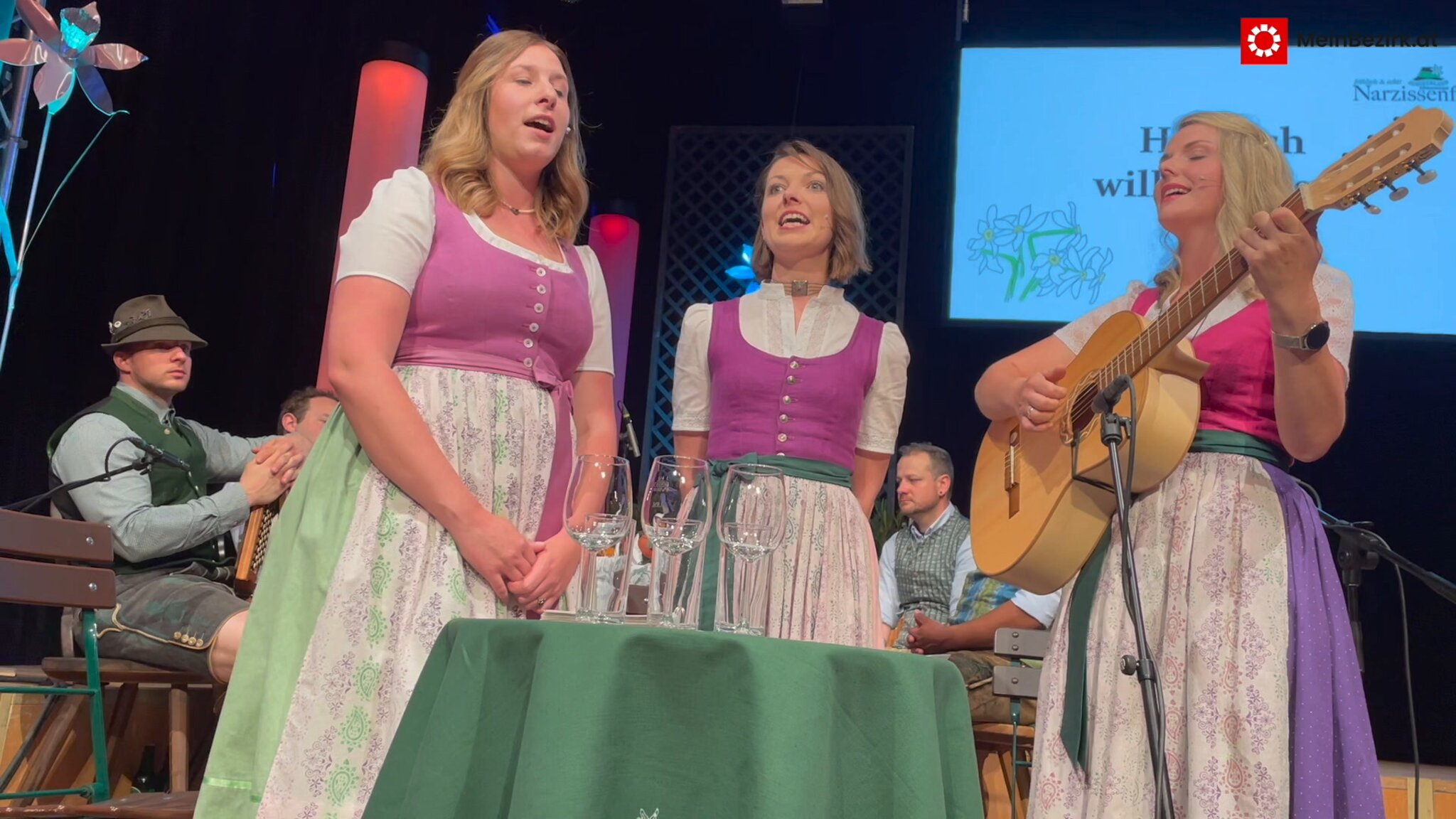 Narzissenfest Bad Ausee 2023: Fünf Hoheiten und ein Krönungsabend ...