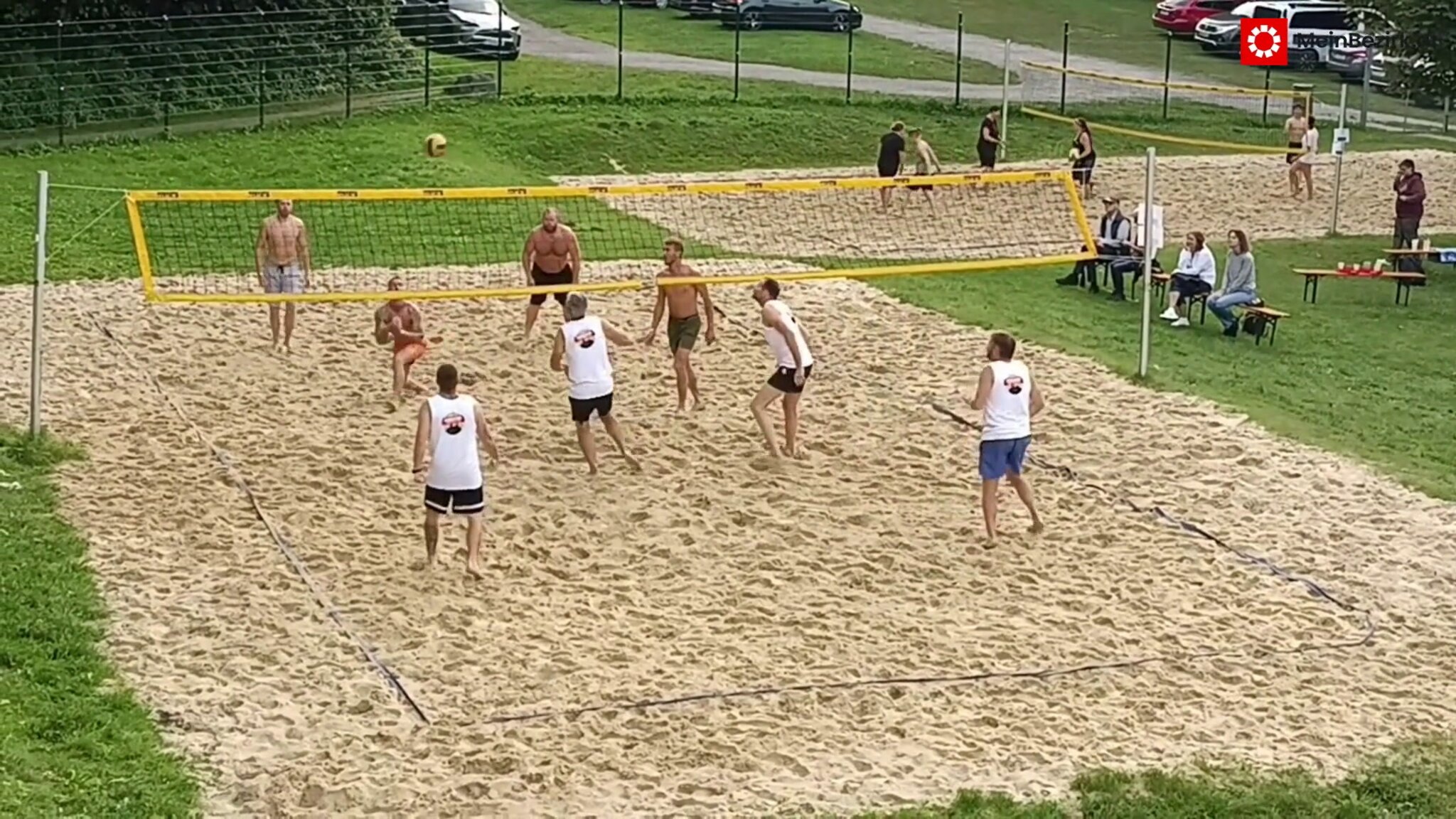 Bildergalerie und Video: Zahlreiche Gäste bei der Beachparty am Stausee ...