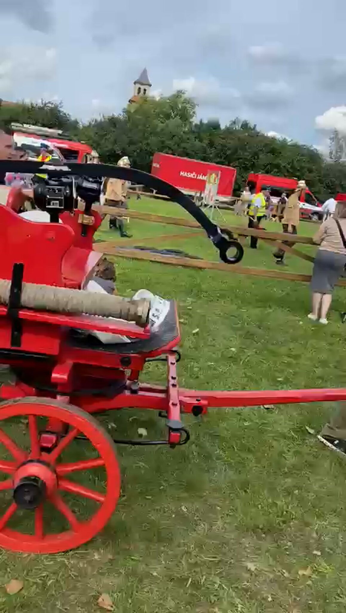 Wenn einer eine Reise tut: Die FF Ebersegg bei der Pyro-Car 2023 in ...