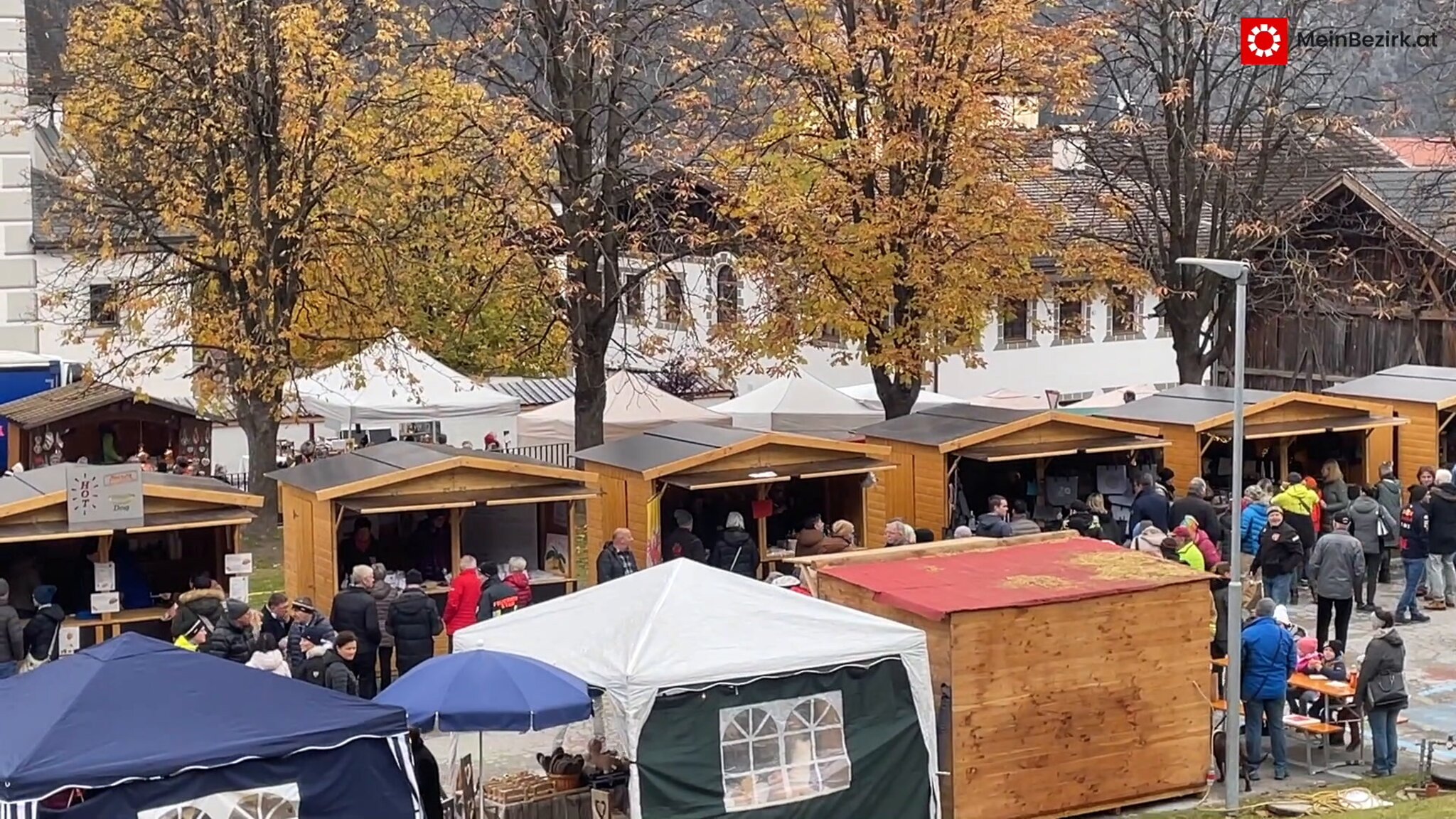 Martinimarkt: Gut besucht trotz durchwachsenen Wetters - Imst