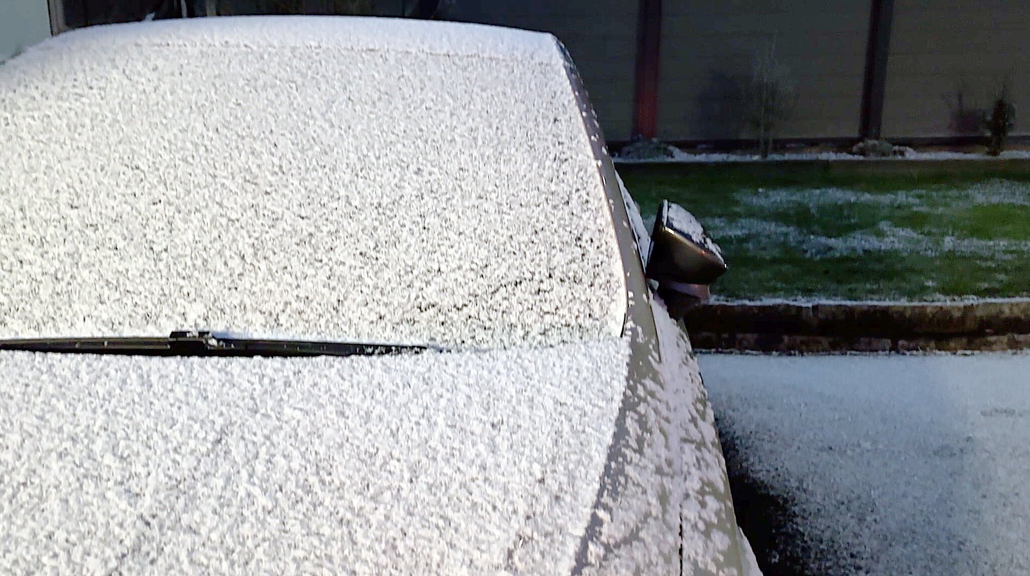 Start in die Adventszeit: Erster Schnee zieht über den Bezirk Leoben - Leoben