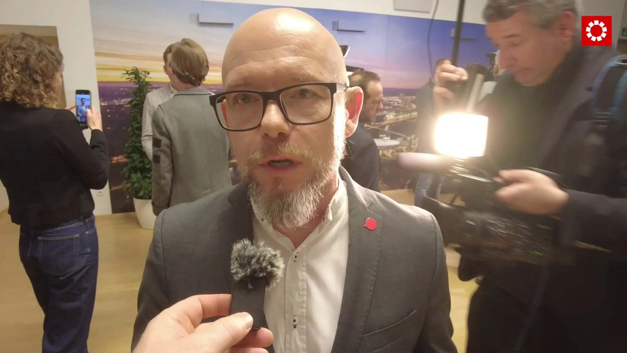 Pinzer Statement: Klares Ergebnis – Pinzer spricht über Schulden und ...
